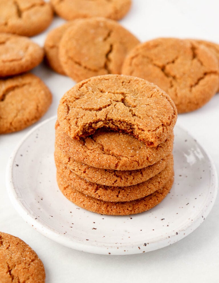 Chewy & Spicy Ginger Molasses Cookies - Knead Some Sweets